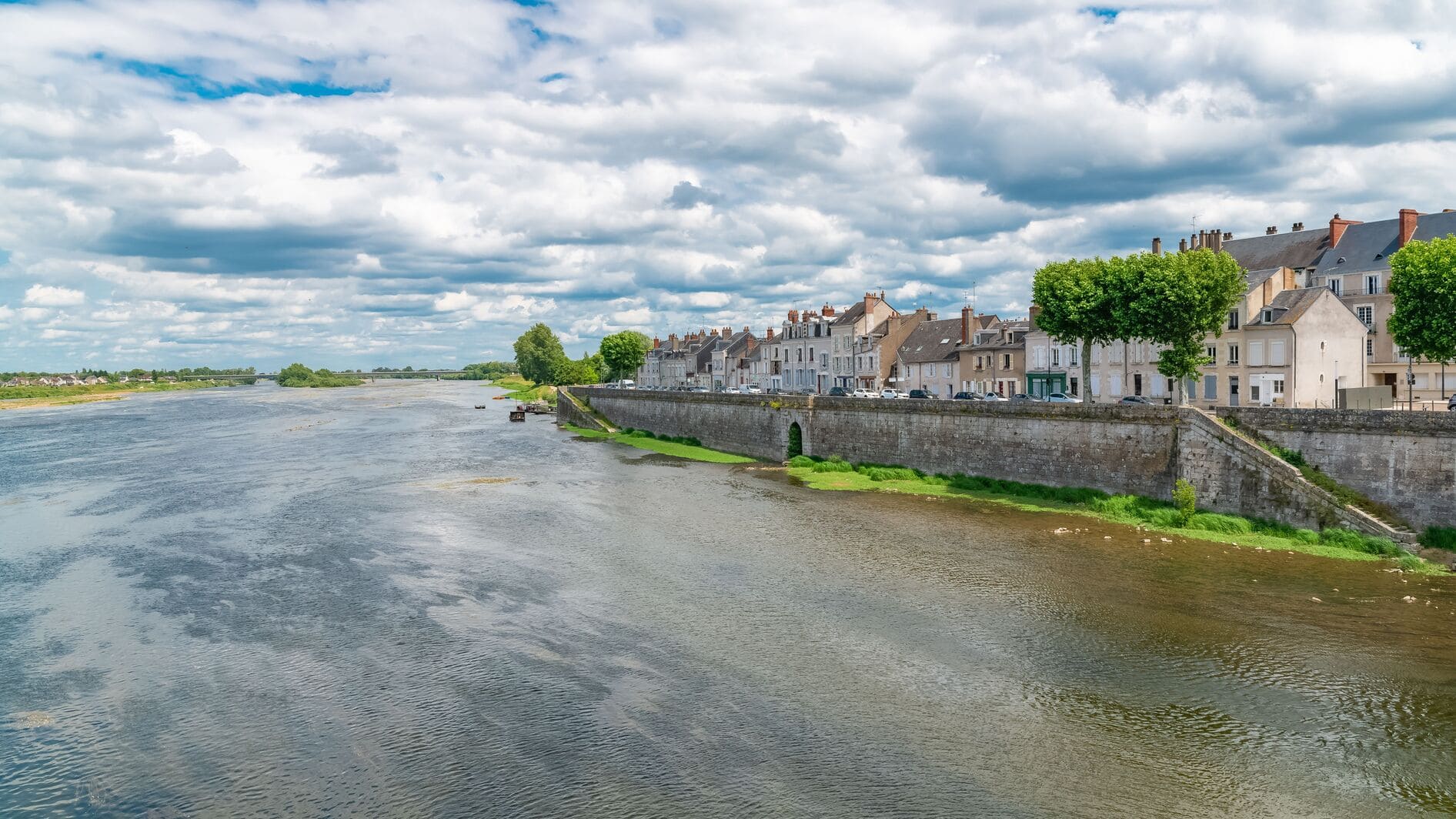 Rosé from the Loire Valley – When Freshness and Finesse Go Hand in Han ...